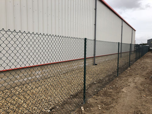 Fencing Run Down – Simons Landscaping