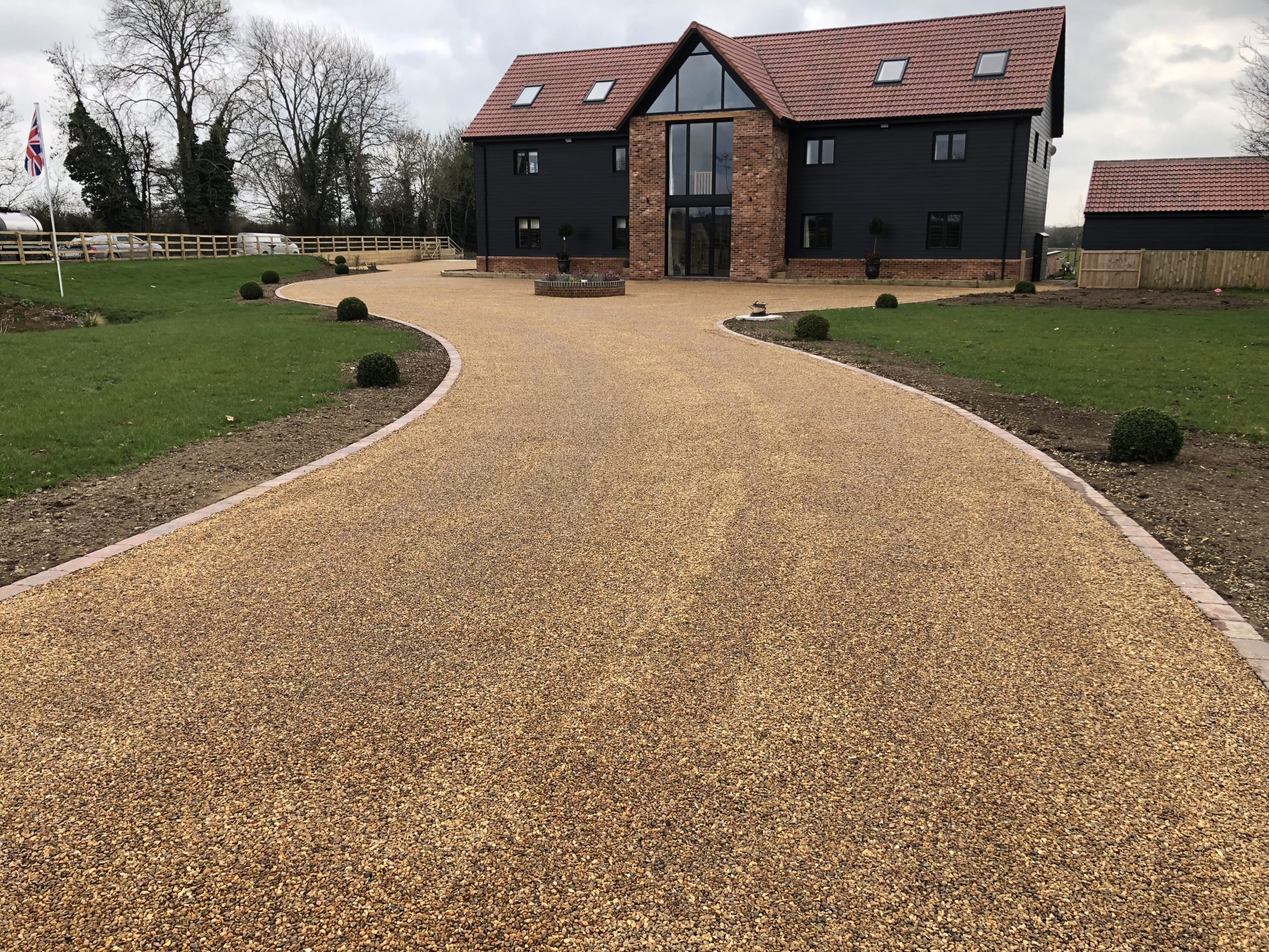 Driveways & Surfacing – Simons Landscaping