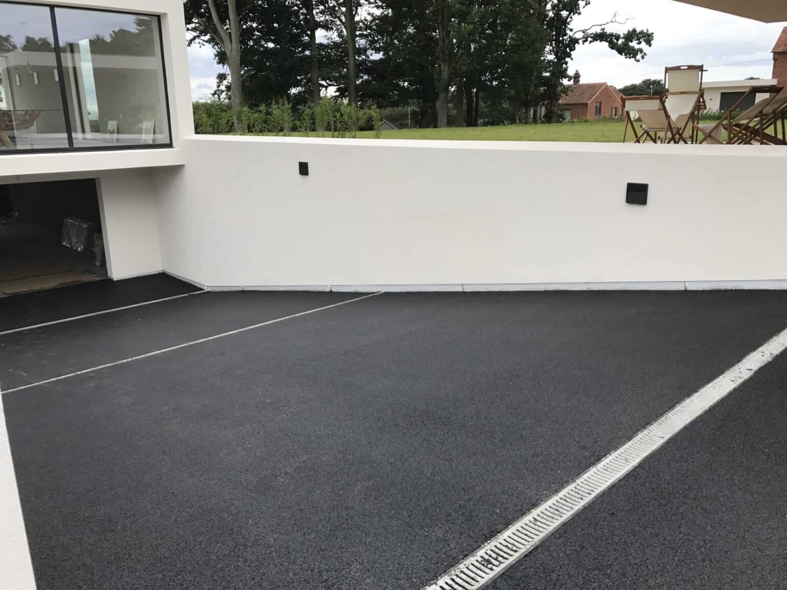 Hot Tarmac and Asphalt – Simons Landscaping